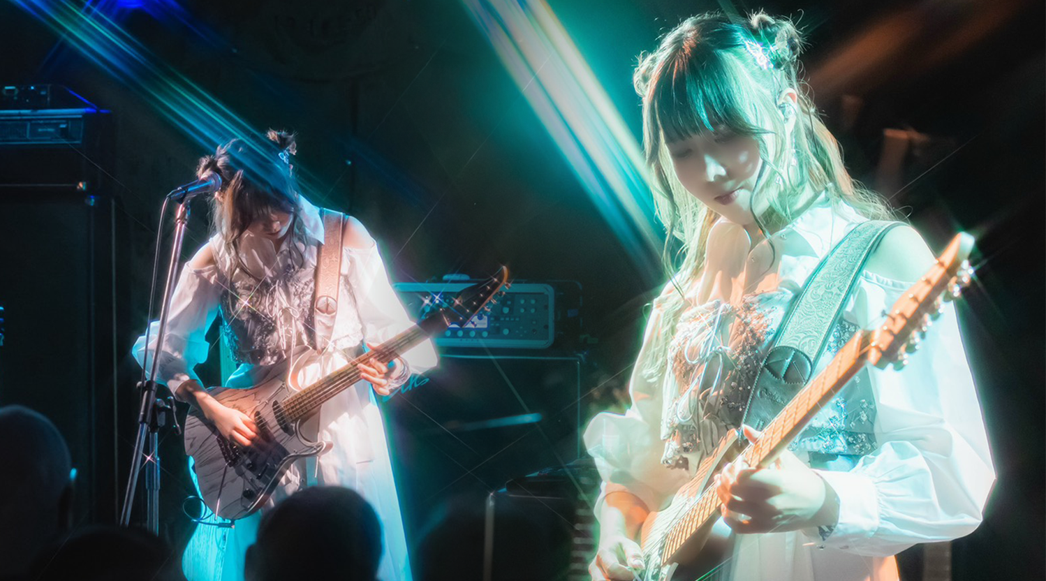 Mayto: Looking Towards the Future – Shop Vola Guitar